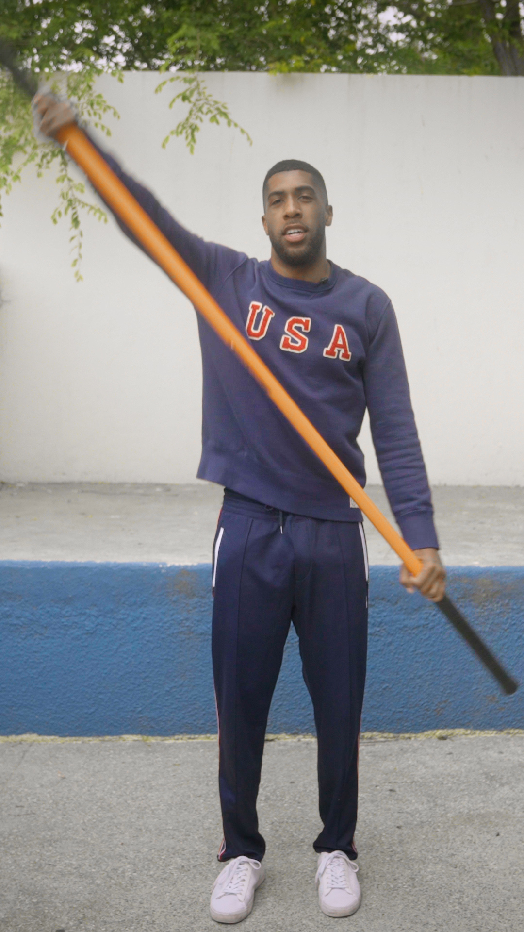 Try these shoulder stretches from a Paralympic swimmer - Washington Post