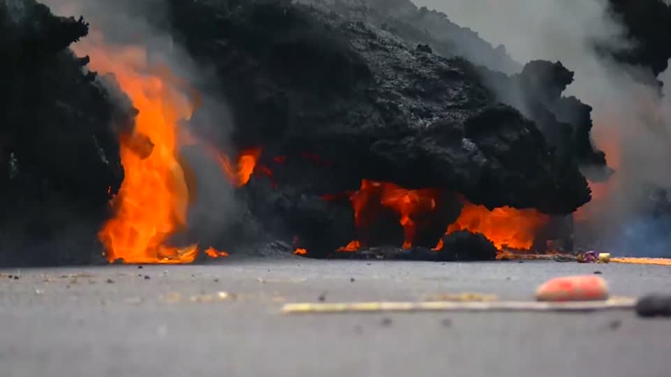 Volcano Lava Car The Floor Is Lava Car Parking Mania: Volcano Drive By